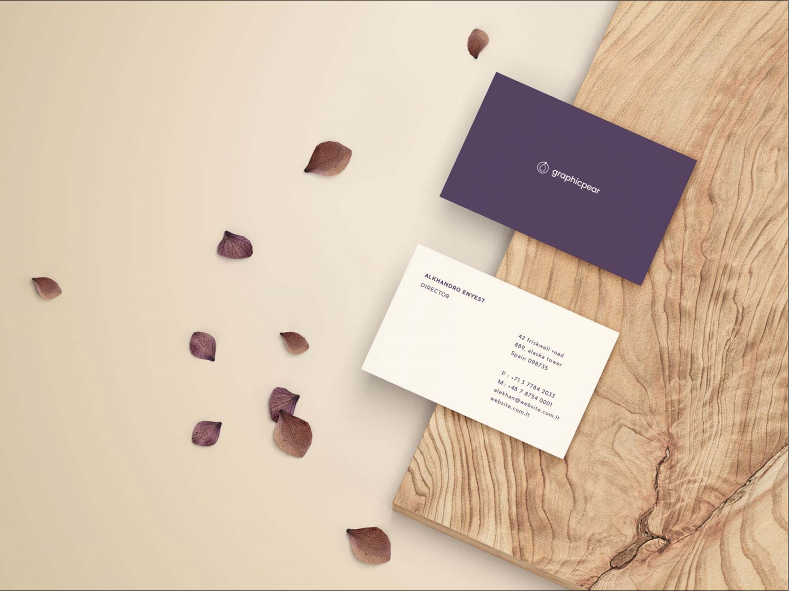 Free Front And Back Business Card Mockup PSD For Photoshop